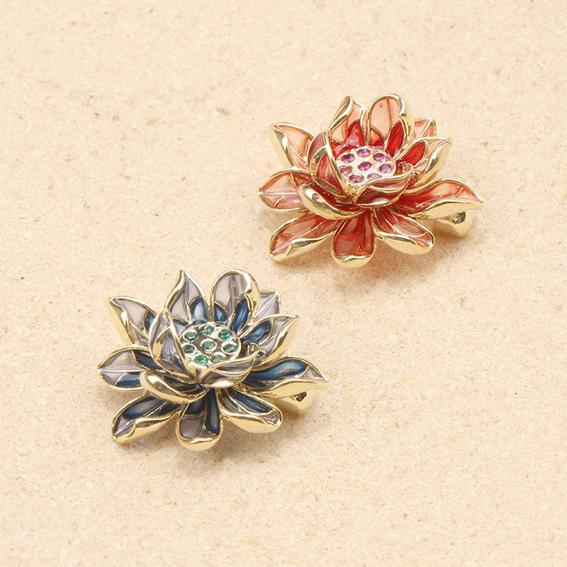 Translucent Lotus Brooch – Deegnt